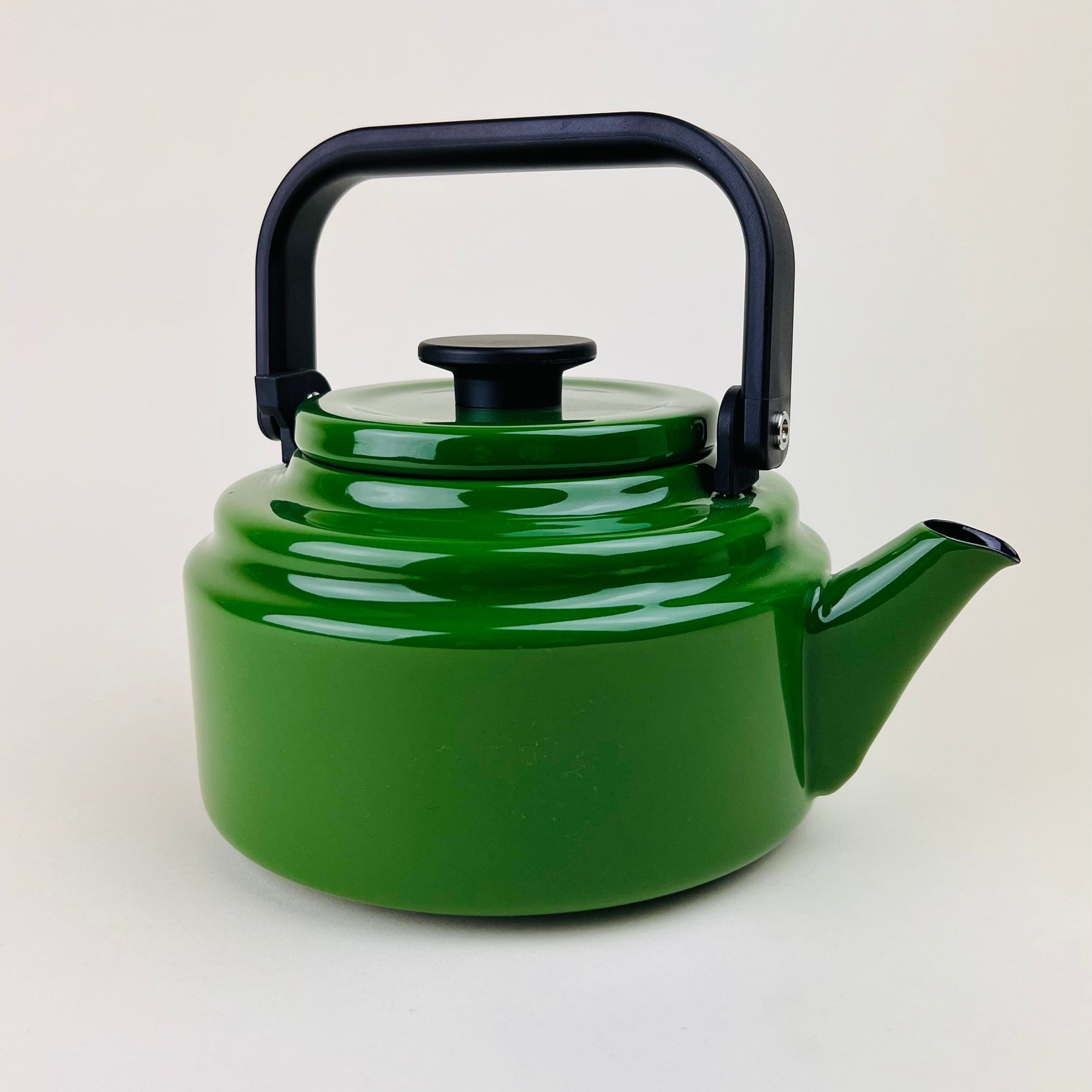 2.0 litre Nodo Hora Stove Top Kettle – Community Cutlery